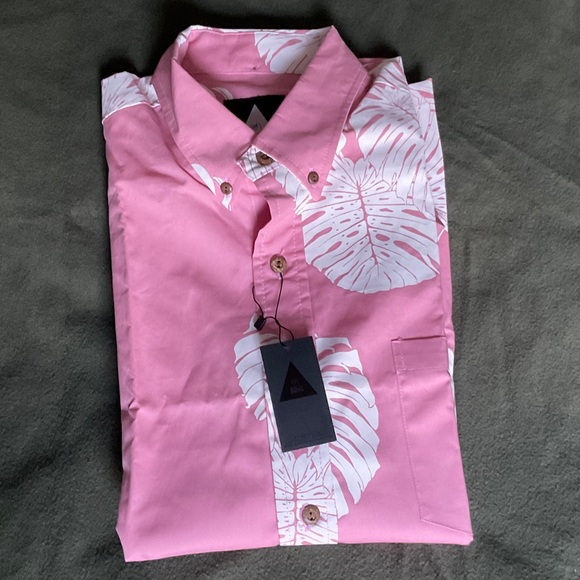 Sig Zane | Shirts | Sig Zane Pink And White Tropical Leaf Mens Aloha ...